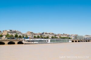 All About the Bordeaux Cruise Port