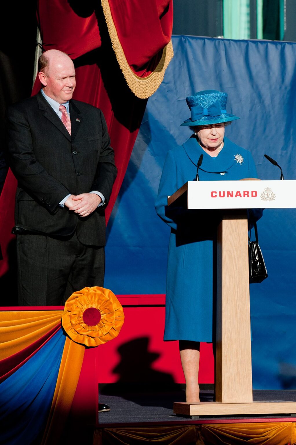 18 Photos Reveal the Royal Family’s Enduring Relationship with Cunard